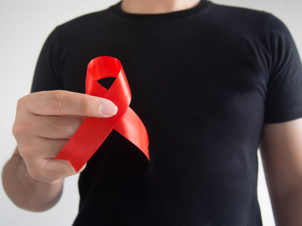 News: HIV Activists Hold Kiss-In Protest on World AIDS Day - Adam4Adam ...